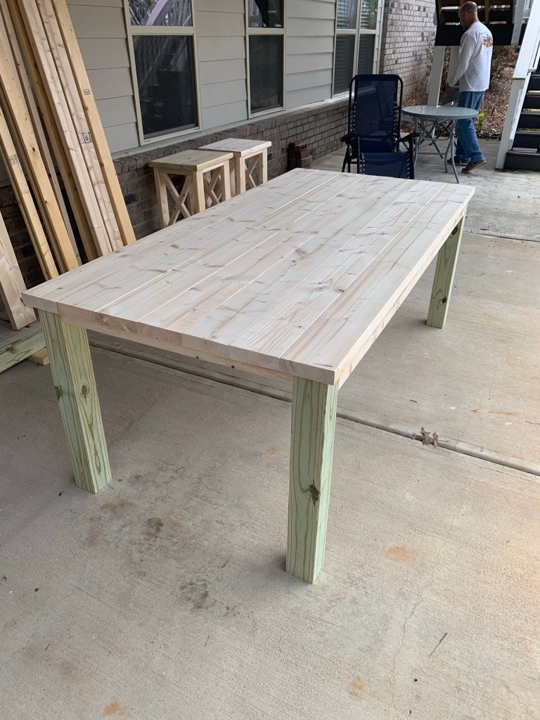 DIY Farmhouse Dining Room Table