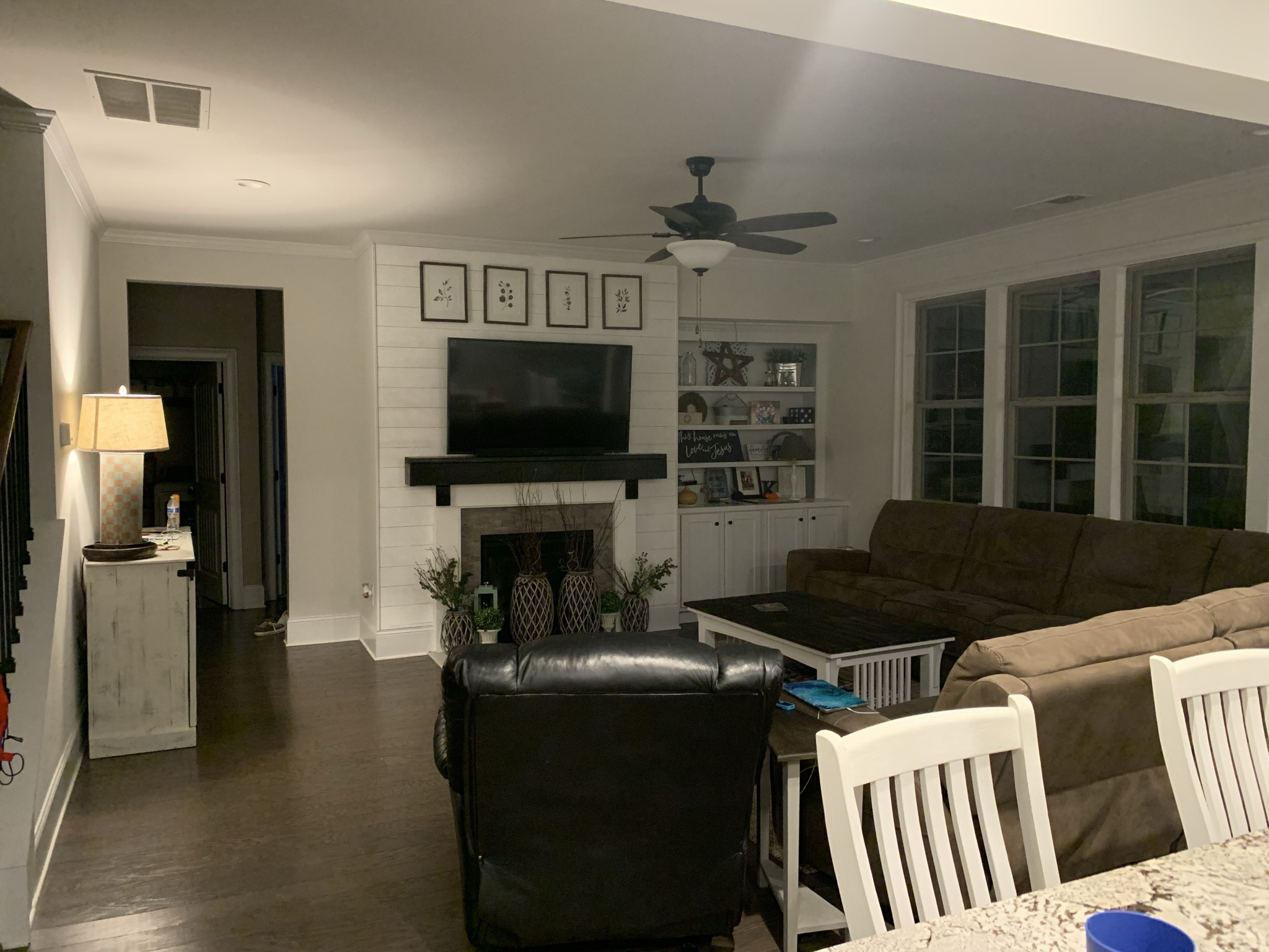 Sherwin Williams Repose Gray 7015 Paint