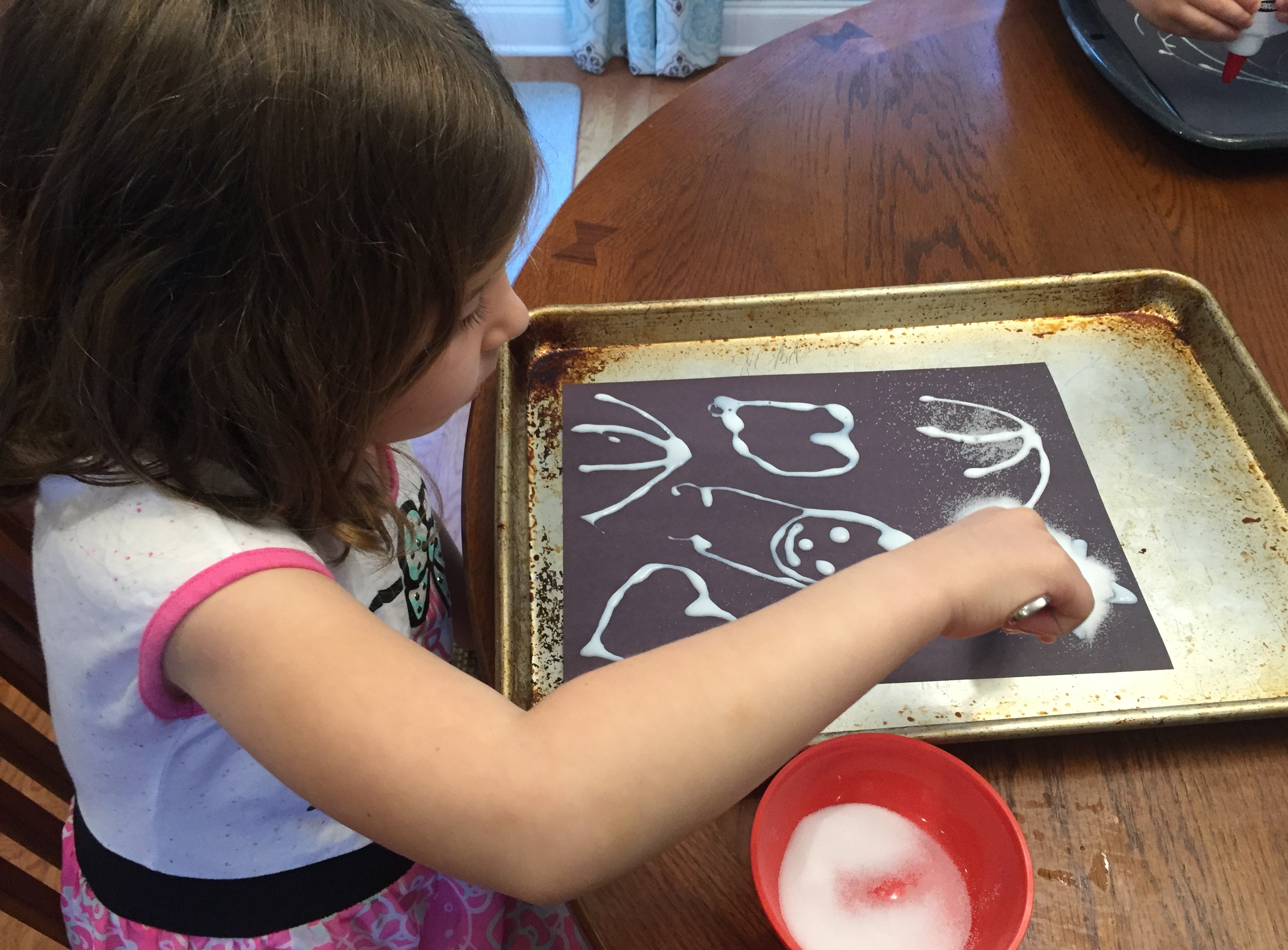 8 Fun (& Easy) Science Experiments