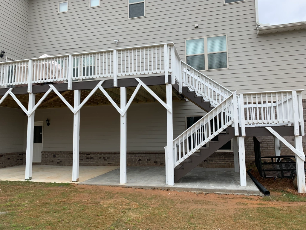 Sherwin Williams Amazing Gray SW7044 Exterior Paint - it's hammer time ...