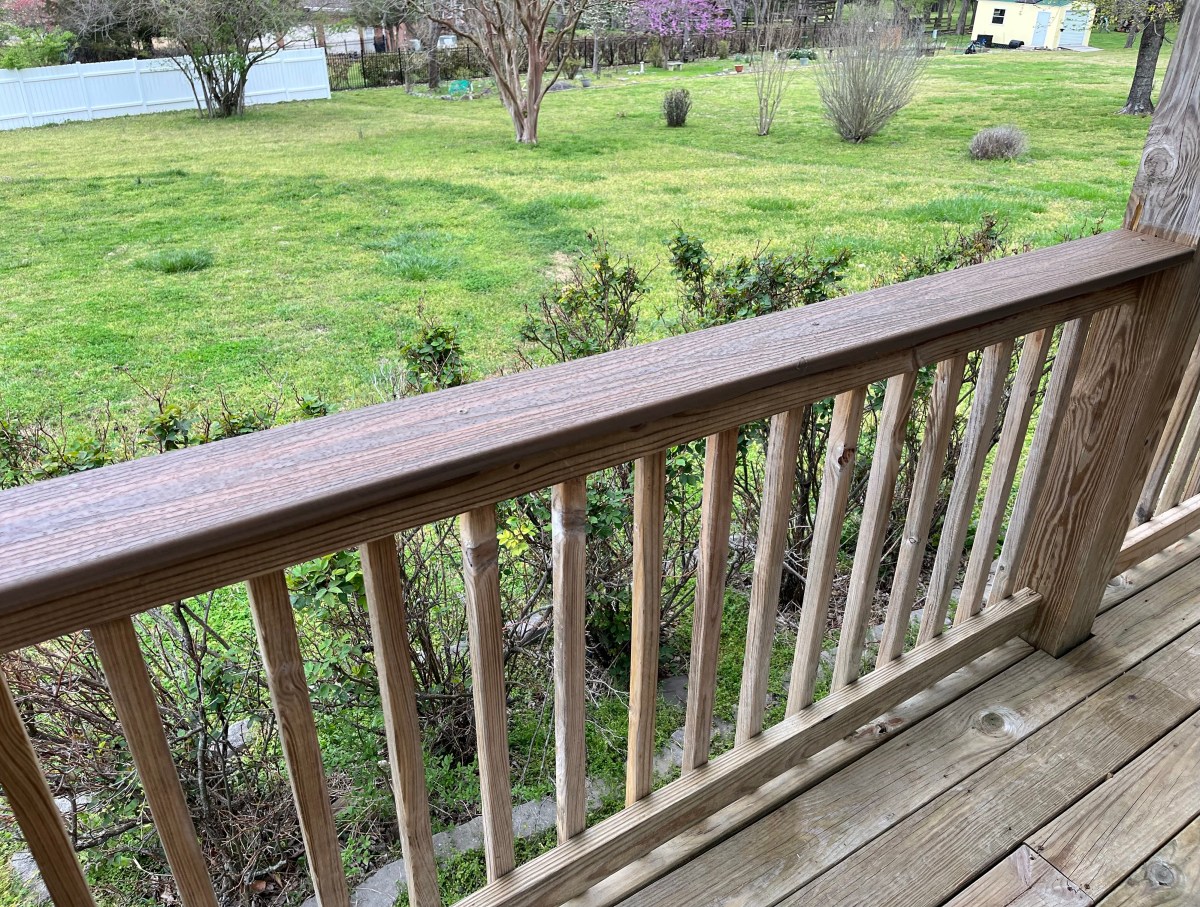 Splinter-Free Solution for Deck Railing (using Trex boards)