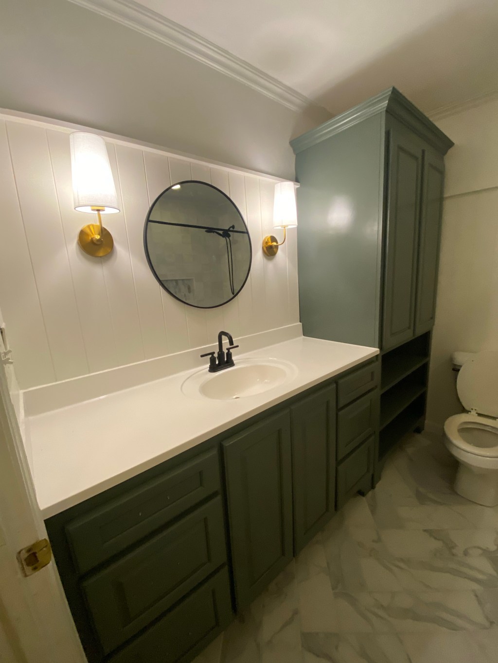 1990’s Full Bathroom Remodel!